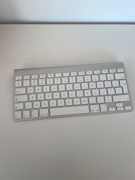 Apple Wireles Keyboard QWERTY A1314 | Kaufen auf Ricardo