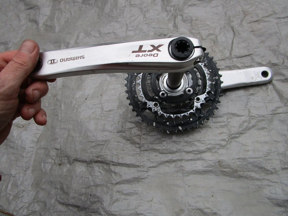 SHIMANO XT Kurbel 3 fach 175mm (Gebraucht) in Ottikon für CHF 77 – mit Lieferung auf Ricardo kaufen