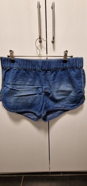Roxy Shorts (Gebraucht) in Oftringen für CHF 30 – mit Lieferung auf Ricardo kaufen