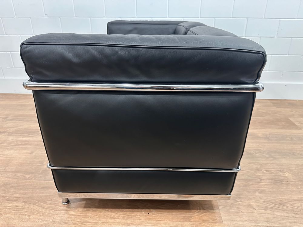 Original LC2 Sofa Le Corbusier von Cassina | Kaufen auf Ricardo