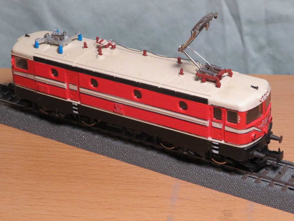 3041 Märklin HO ÖBB E-Lok BR 1043 (Defekt) in für CHF 44.9 – mit ...