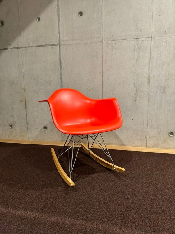 Vitra Eames Rocking Chair rot/orange | Kaufen auf Ricardo