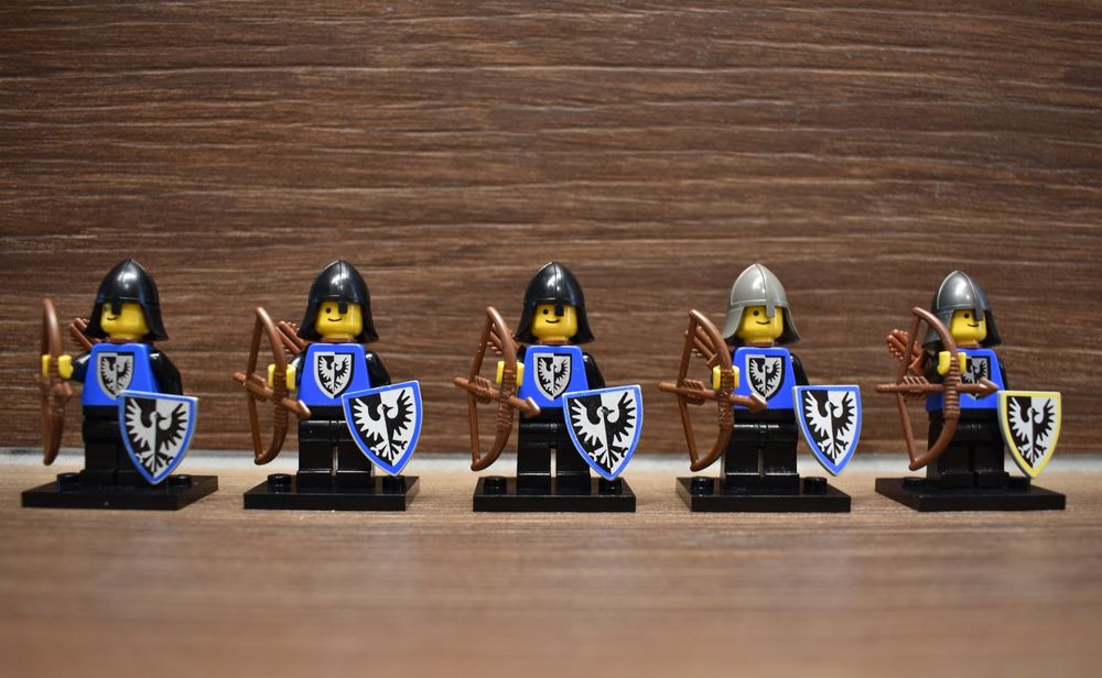 Lego Ritter Castle Kingdom Black Falcon Minifiguren | Kaufen auf Ricardo