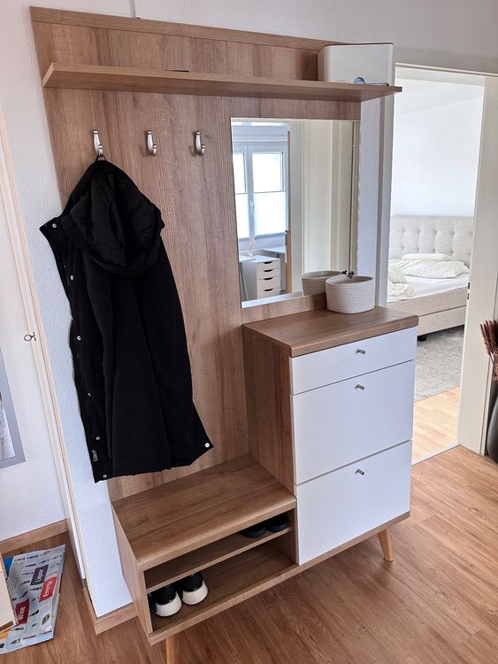 Garderobe (Gebraucht) in für CHF 55 – nur Abholung auf Ricardo kaufen