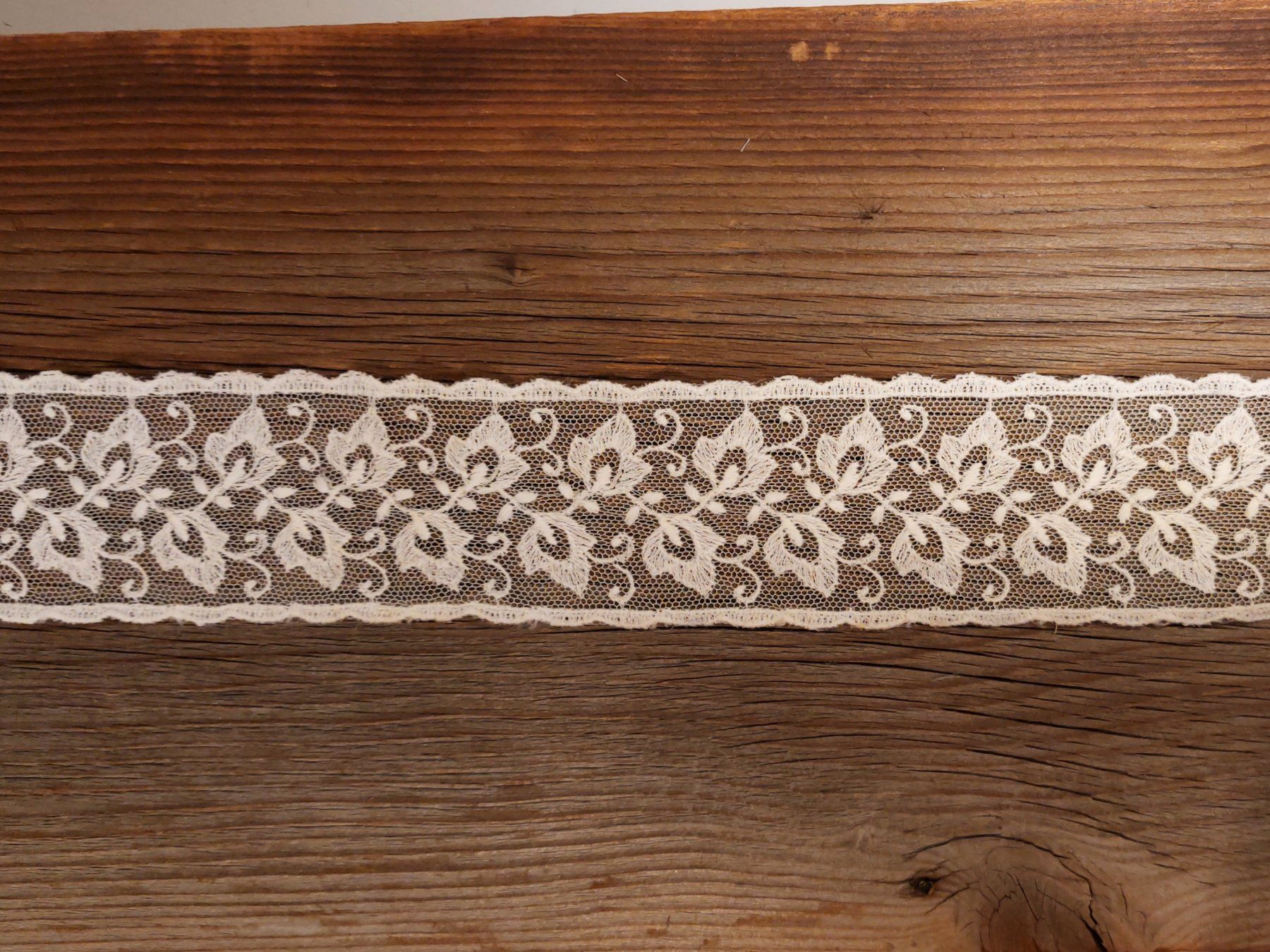 Schönes Spitzenband, Stickerei, 9m für Ihr Nähprojekt (Neu (gemäss ...