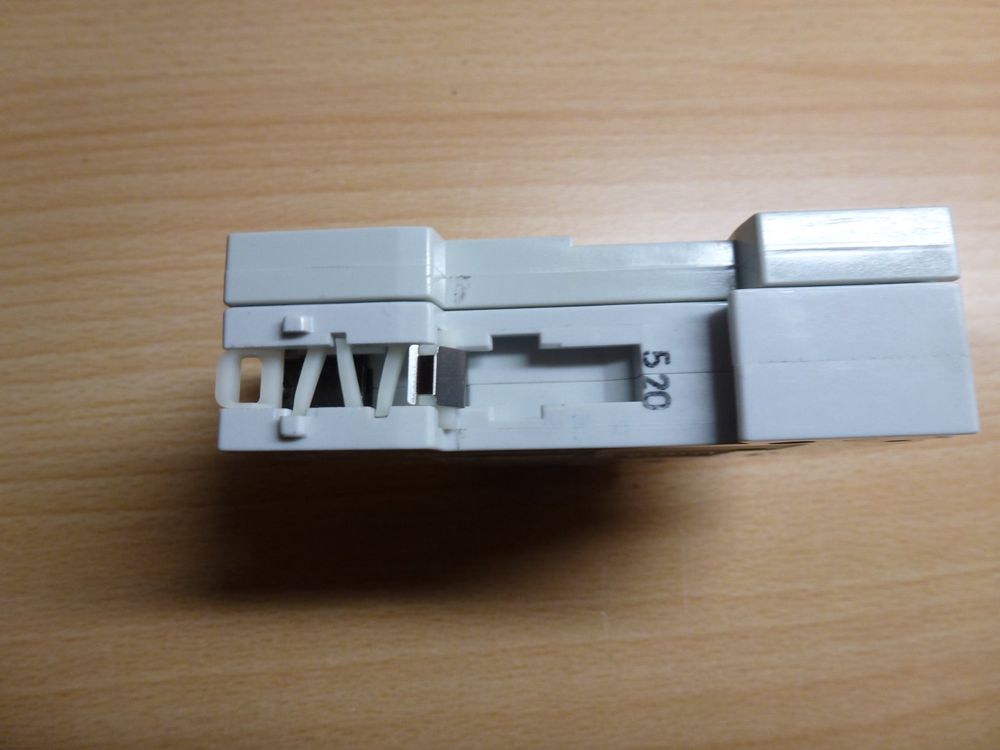 LS 1pol. C10 + N-Trenner F24 ABB-Smissline (Gebraucht) in Hombrechtikon ...