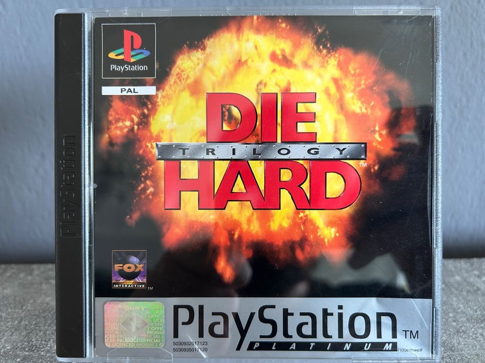 Die Hard Trilogy - PS1 (Gebraucht) in Oberglatt ZH für CHF 29.9 – mit ...