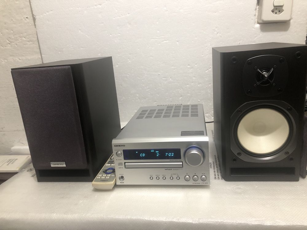 Stereoanlage Onkyo CR-325 (Gebraucht) in Biel-Bienne für CHF 89 – mit Lieferung auf Ricardo kaufen