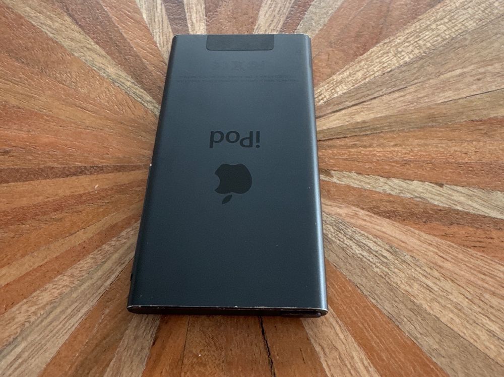 iPod nano 7 (Modell A1446), Schwarz, 16GB, Radio (Gebraucht) in St ...