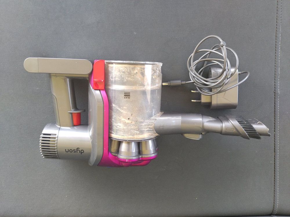 Dyson DC34 | Kaufen auf Ricardo