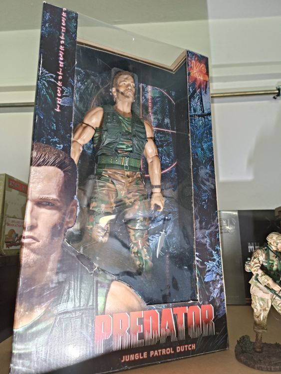 Figur Predator Arni 1.4 18" (Gebraucht) in Wila für CHF 180 – mit ...