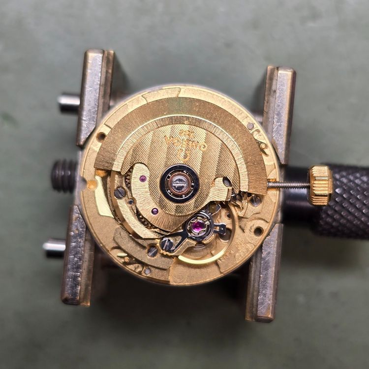 Mouvement Omega 720 ( ETA 2681) avec cadran aiguilles (Gebraucht) in ...