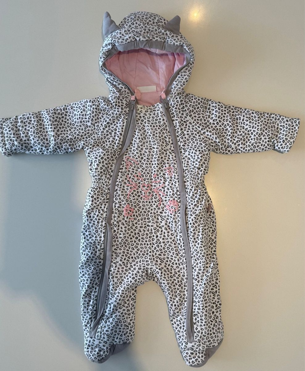 Leopard Print Light Baby Snowsuit With Ears, Size 62 (Gebraucht) in ...