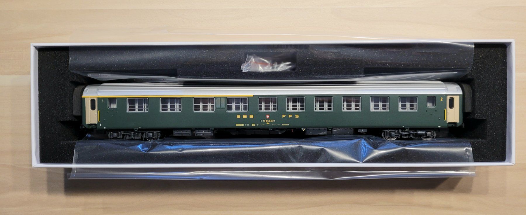 LS Models 9727 SBB CFF FFS UIC-X RIC Personenwagen ABm H0 DC (Neu und ...