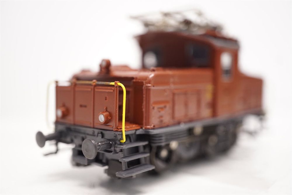 3j Roco 43936 SBB Ee 3/3 braun OVP (Gebraucht) in Thun für CHF 79 – mit ...