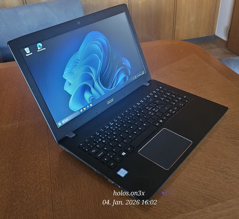 ACER Aspire E5-575 // i5-7200U // 8GB RAM // 1 TB (Gebraucht) in Aeschi ...