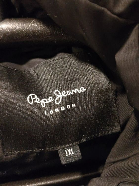 WinterJacke von Manor XL (Gebraucht) in Dottikon für CHF 30 – mit Lieferung auf Ricardo kaufen