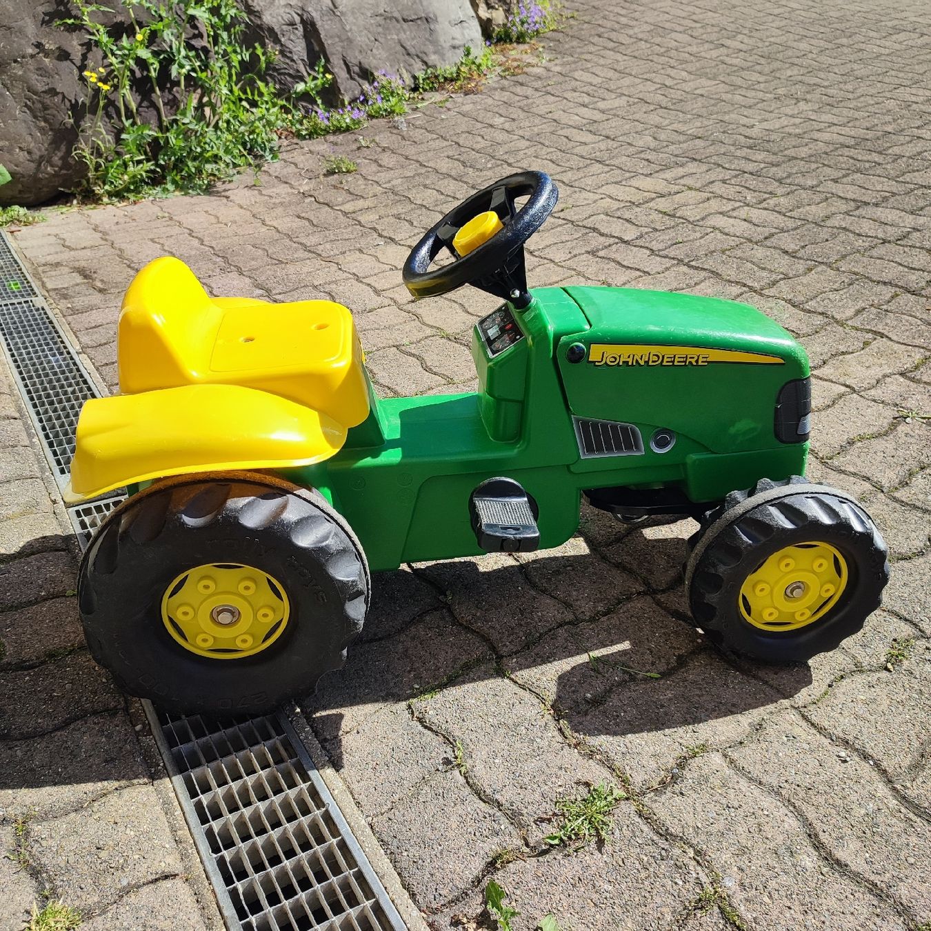John Deere Kindertraktor, Trettraktor, super Zustand! (Gebraucht) in ...