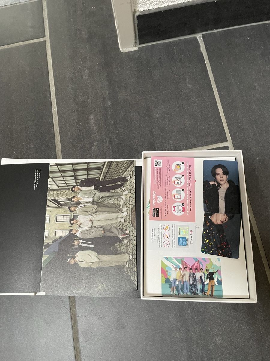 BTS - Be (Deluxe Edition) - Album, komplett (Neu (gemäss Beschreibung ...