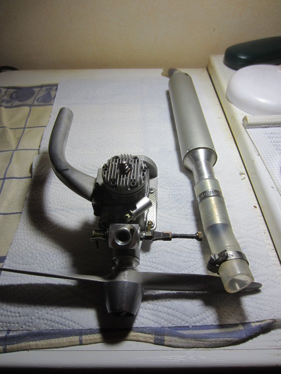 Nitromotor Webra 40 inkl. Resorohr (Gebraucht) in Bachenbülach für CHF 28 – mit Lieferung auf ...