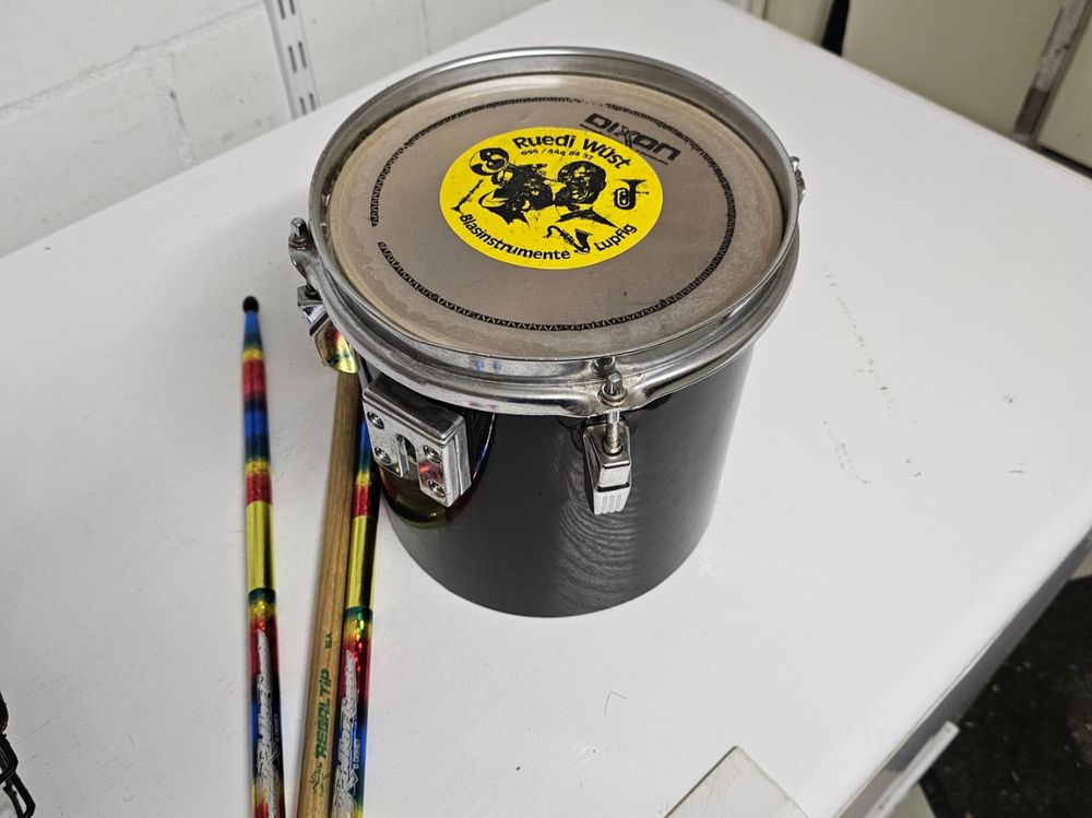 Dixon Snare Drum mit Sticks | Kaufen auf Ricardo