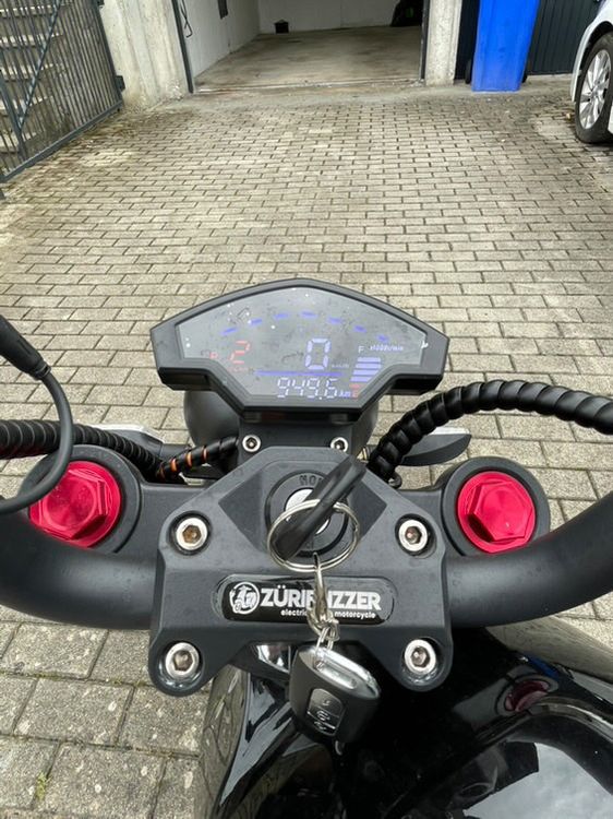 Elektro motorrad Züriflizzer city max RS PRO (E-Roller) (Gebraucht) in ...