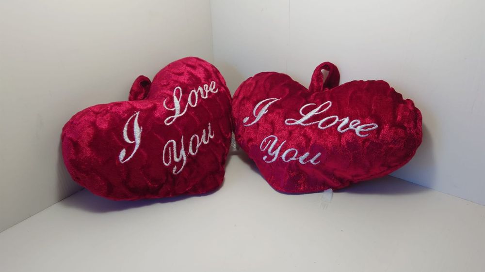 Rotes Love Herz Kissen
