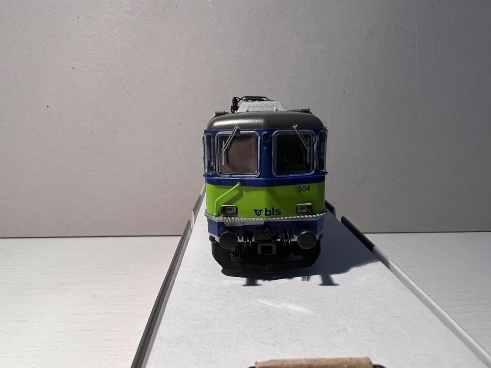 Roco 62691 - Re 420 504 - BLS "Nina" mit Omega-Logo (Defekt) in ...