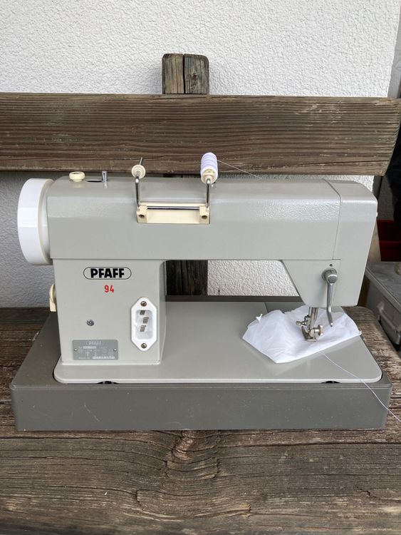 Nähmaschine Pfaff, div. Zubehör Ersatzteile (Defekt) in für CHF 1 – nur ...