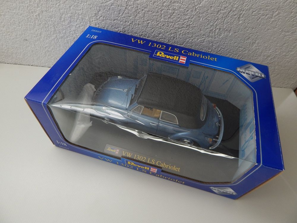 VW Käfer 1302 LS Cabriolet, Revell Metall-Sammlermodell 1:18 (Neu und ...