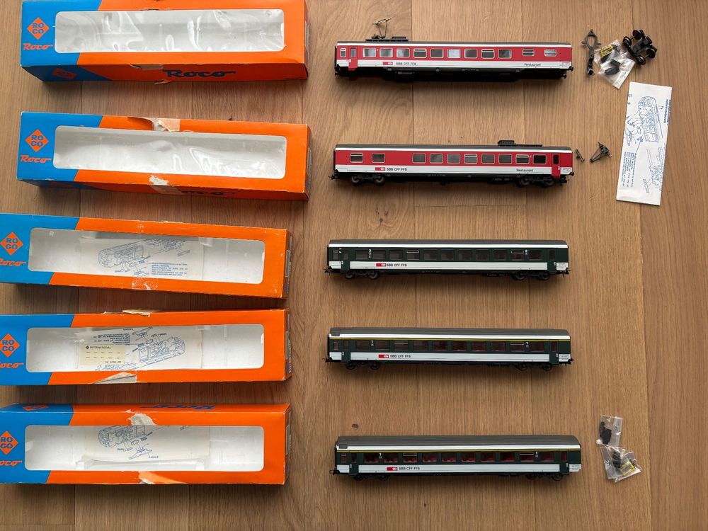 Roco H0 5 SBB Wagons: 2 x 44201B, 2 x 44228A 44227A mit OVP (Neu ...