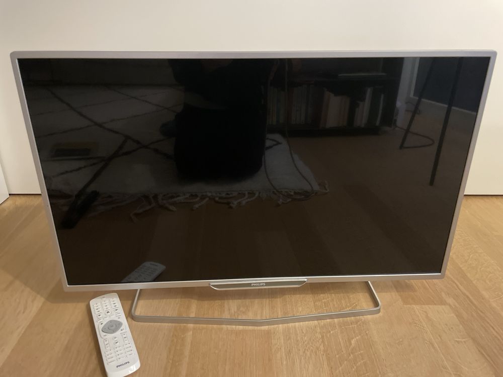 Phillips Smart TV, 32 inches diagonal, good condition (Gebraucht) in ...