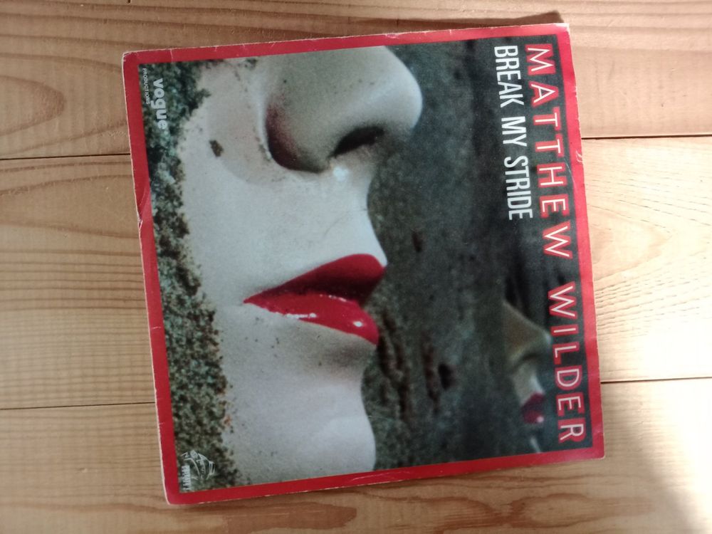 Matthew Wilder - Break My Stride - 7" Single Schallplatte (Gebraucht) in Waldenburg für CHF 1 ...