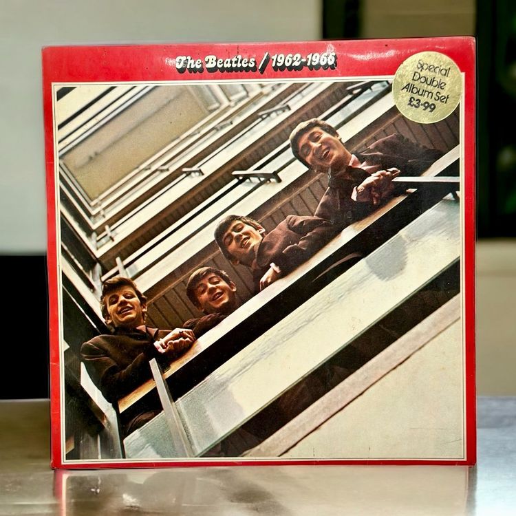The Beatles 1962-1966 Red (Remastered 2 LP) Vinyl LP (Gebraucht) in Morges für CHF 20 – mit ...