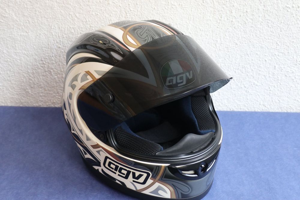AGV Motorradhelm, Grösse XL (Gebraucht) in Liestal für CHF 72 – mit ...