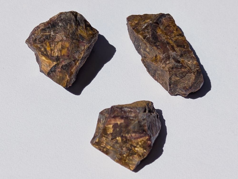 Pietersit Rohsteine 3Stk. 1,8 bis 2,9cm | Kaufen auf Ricardo