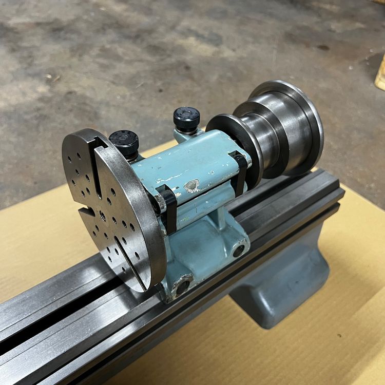 Schaublin 102 Wange / Bett + Spindelstock mit Planscheibe (Gebraucht) in Zuchwil für CHF 660 ...