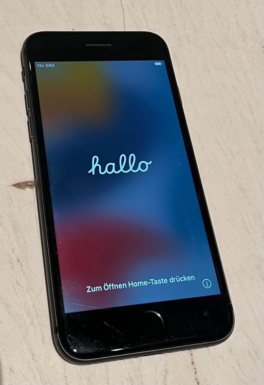 iPhone 8 64GB Batterie 88% | Kaufen auf Ricardo