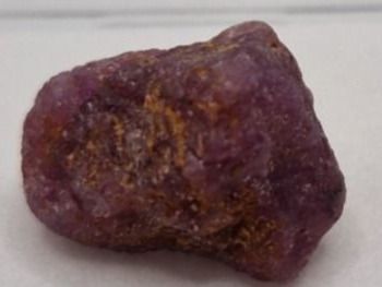 Rubin roh 21.1ct. | Kaufen auf Ricardo