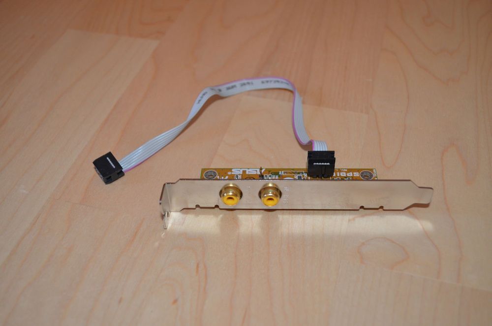 ASUS SPDIF Bracket mit Kabel 🎧🎶 (Gebraucht) in Cavardiras für CHF 1 ...