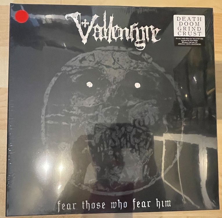 Vallenfyre Fear Those Who Fear Him Red Vinyl Ltd 100 (Gebraucht) in ...