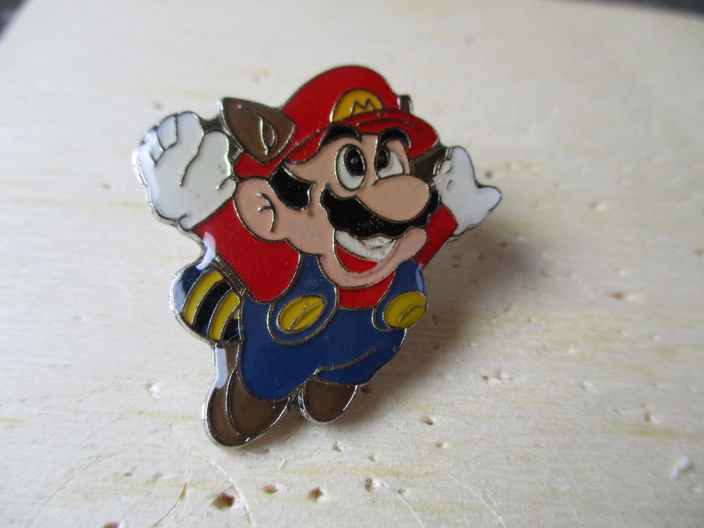 Nintendo Super Mario Pin | Kaufen auf Ricardo