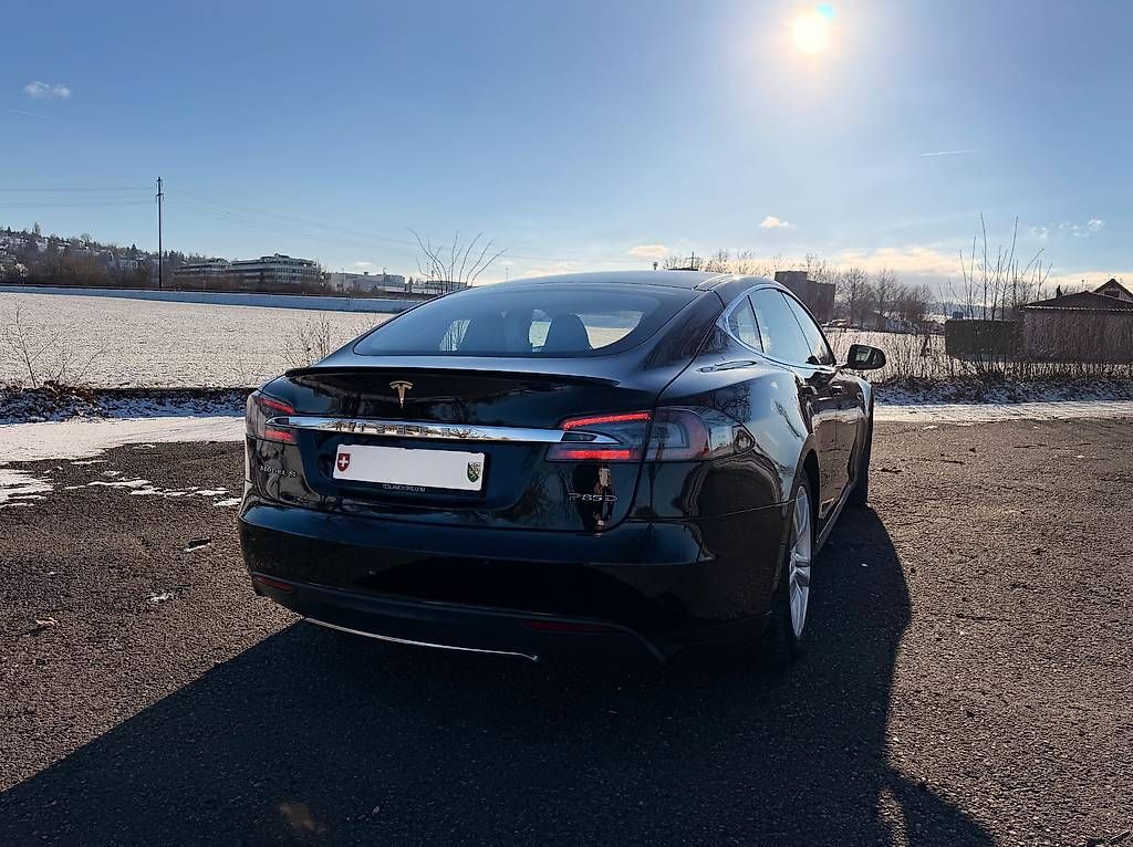 TESLA Model S 85 D Performance *Free Supercharging* (Gebraucht) in ...