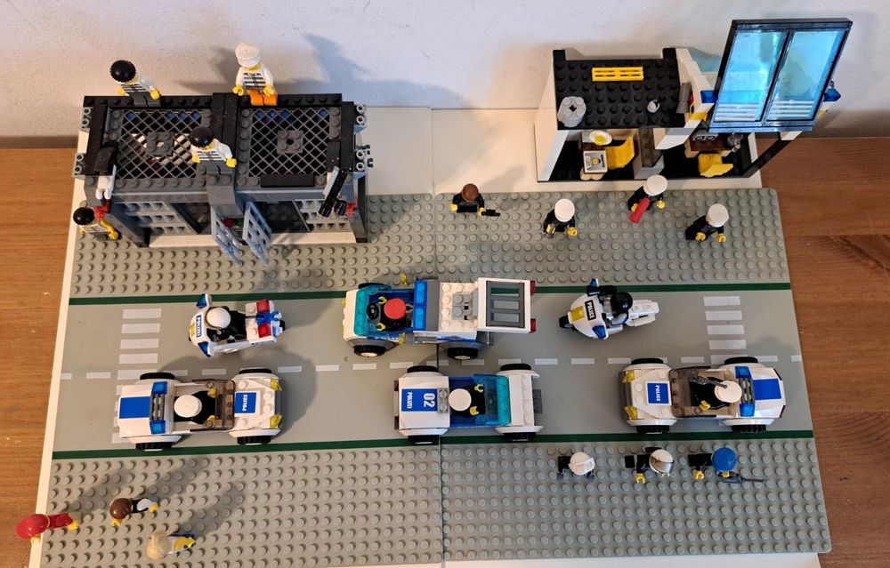 Lego City minifiguren Polizei Autos Töff Gefängnis Zentrale | Kaufen ...