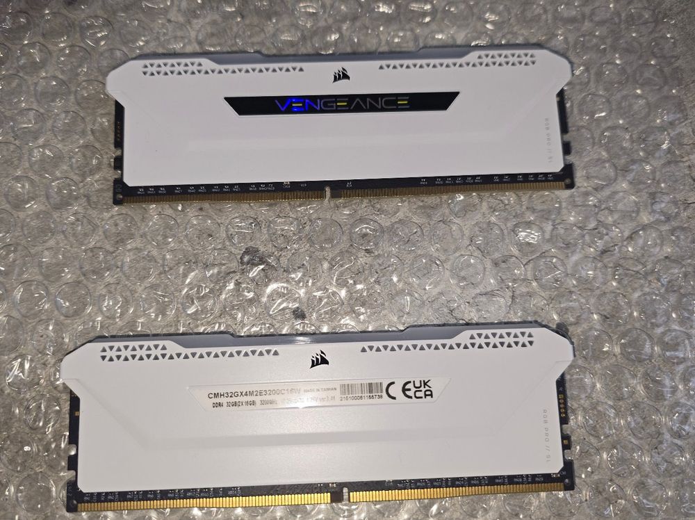 Corsair Vengeance RGB Pro SL 2 x 16GB 3200 MHz RAM DDR4 (D'occasion) à ...