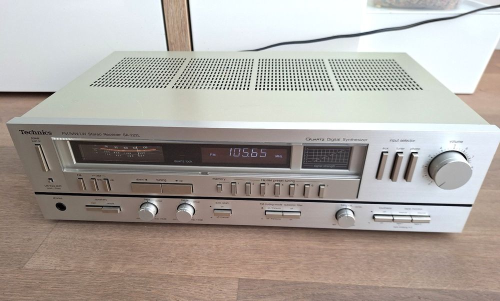 Technics Receiver SA 222L vintage Klang, top Zustand (Gebraucht) in ...