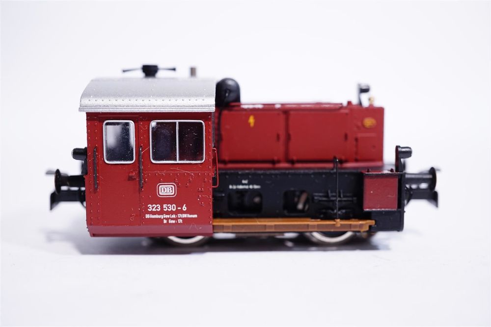 8∂ Märklin 3680 DB BR 323 Köf rot (Gebraucht) in Thun für CHF 134 – mit ...