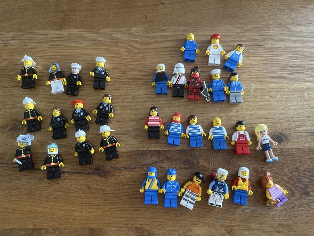 Lego Figuren (Gebraucht) in Sins für CHF 11 – nur Abholung auf Ricardo ...