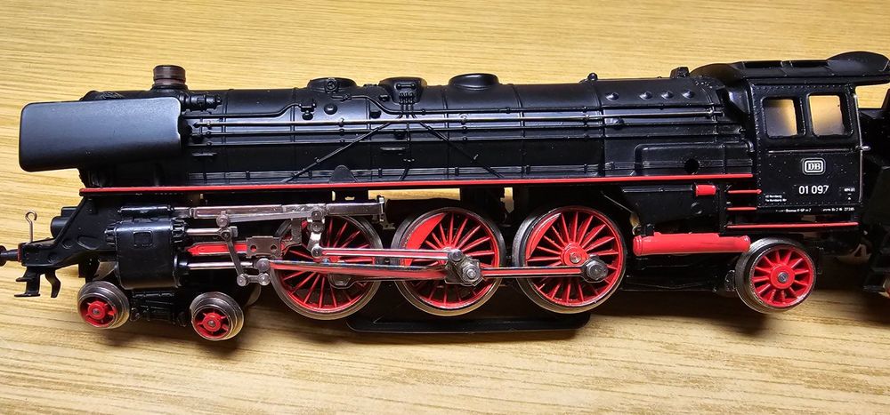 Märklin 3048 Schnellzuglok BR 01 H0 Mit Raucheinsatz u. OVP (Neu ...