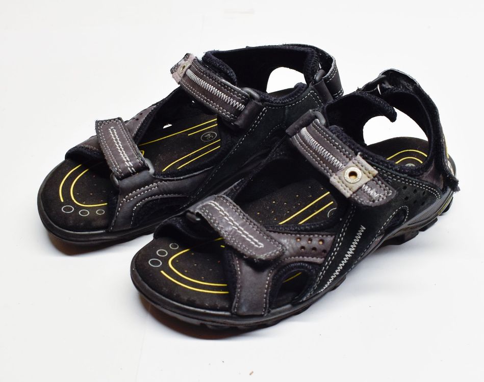 ecco Kinderschuhe Sandalen Grösse 34 (Gebraucht) in Biel/Bienne für CHF 8 – mit Lieferung auf ...